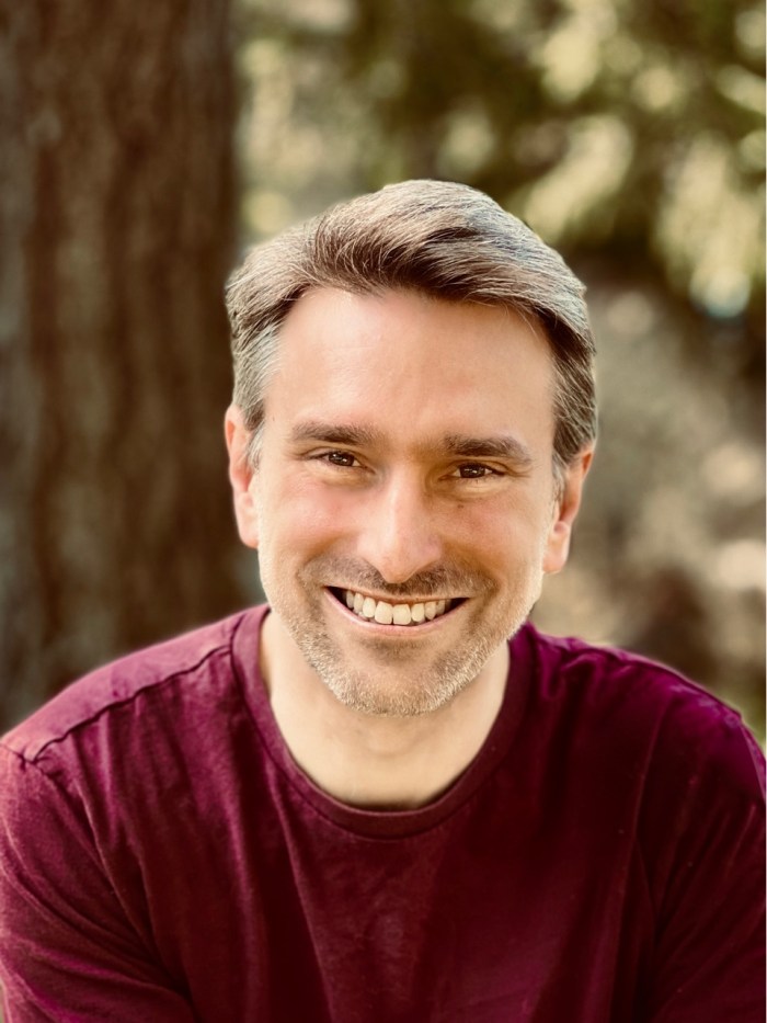 Biography | Colin Pip Dixon